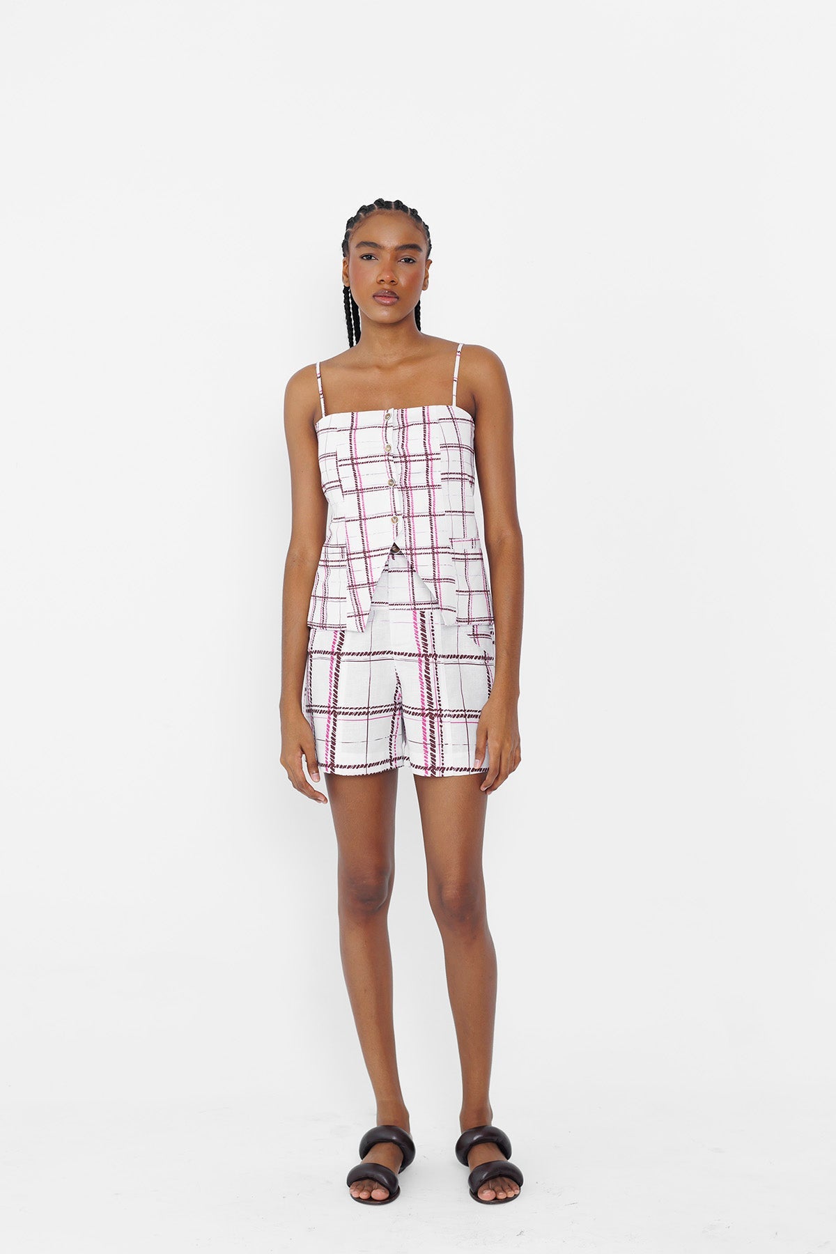 OLA HIGH RISE SHORT – Nue the Label Int
